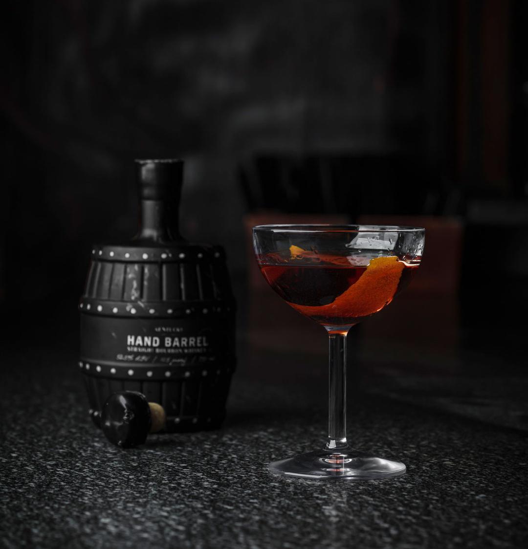 Kentucky Straight Bourbon Whiskey White Marble - Hand Barrel